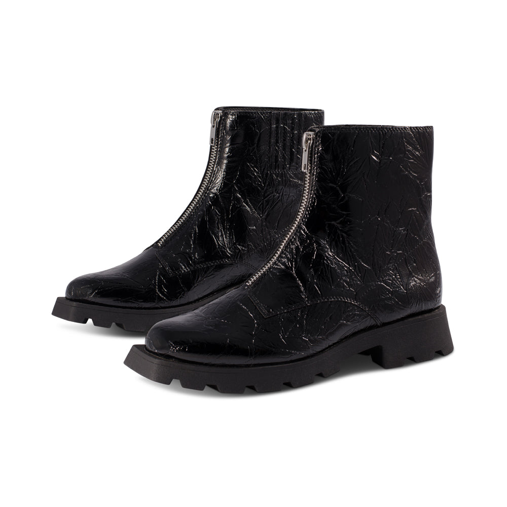 Daarling Combat Black Leatherette F24 – StepInElegance